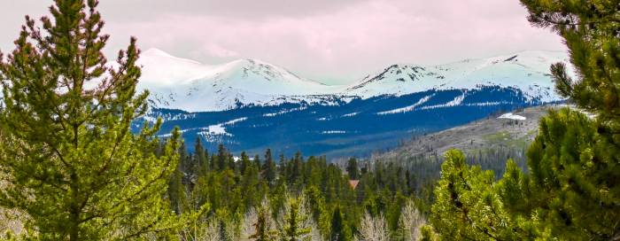 Breckenridge Cabin Rentals & RV Lots| Tiger Run Resort